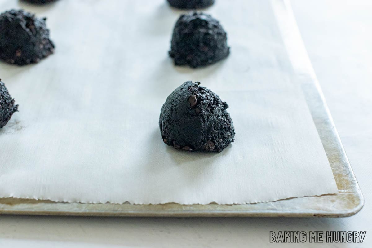 Black Cocoa Cookies Recipe with Chocolate Chips