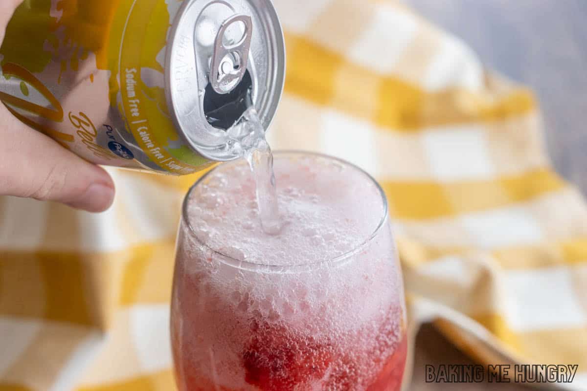 Strawberry Lemon Mocktail Recipe | Easy Summer Spritzer